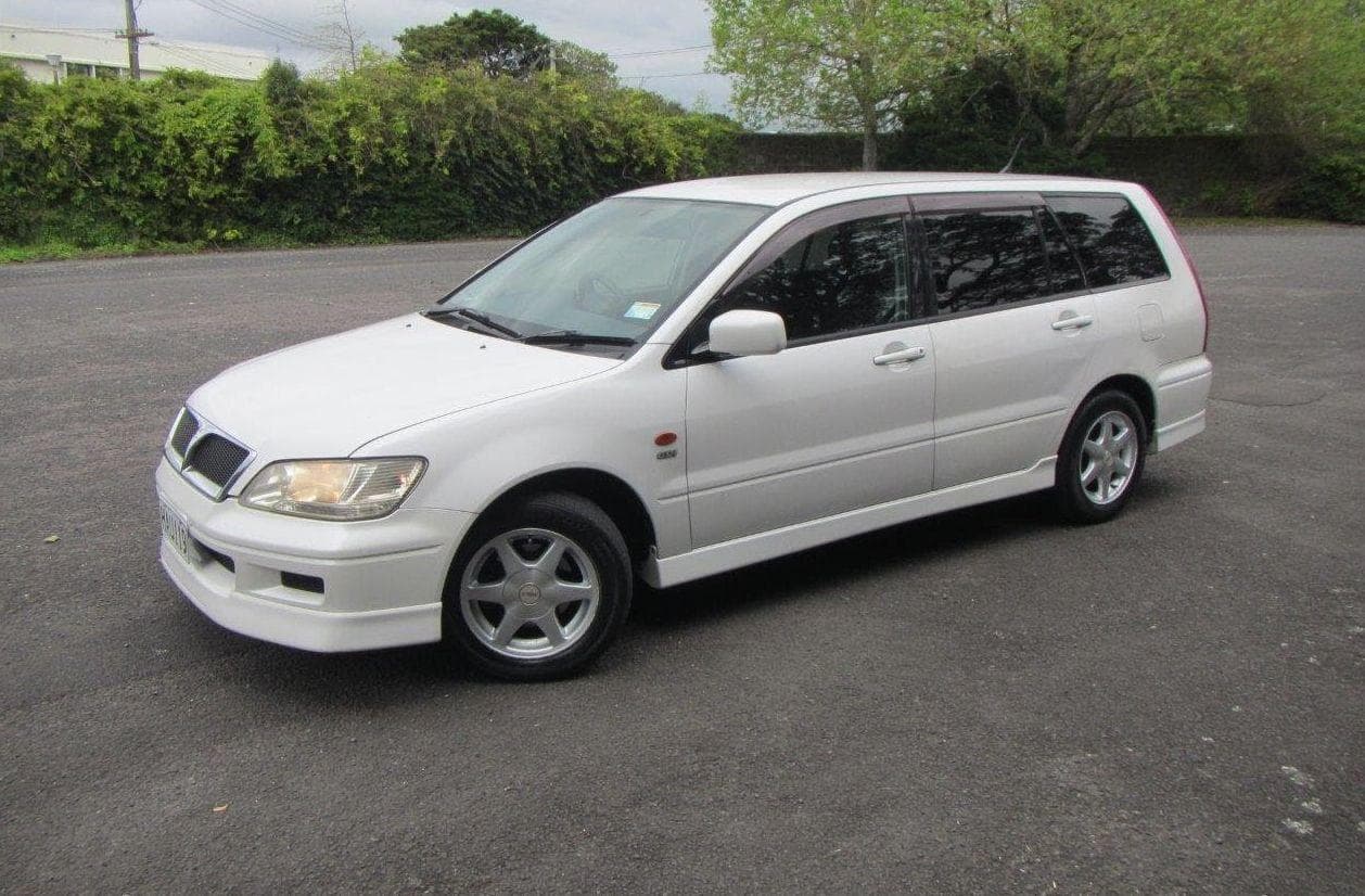 2002 Mitsubishis | List of All 2002 Mitsubishi Cars