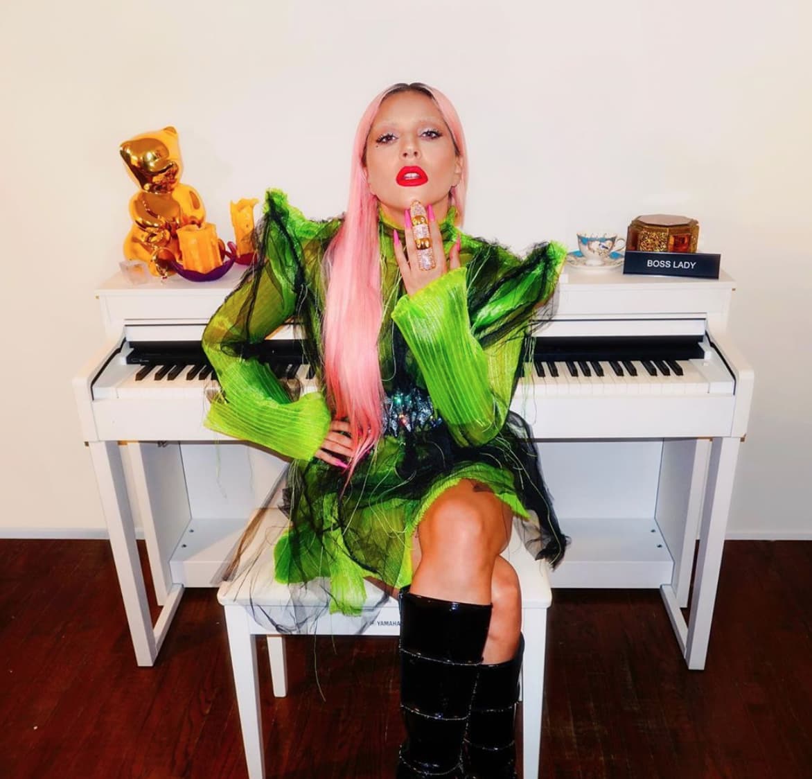 70+ Famous Singers Who Are Aries