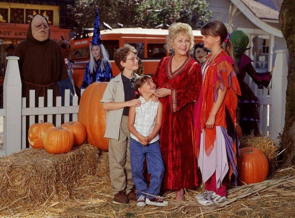 The 15 Greatest '90s Halloween Specials You Loved As A Kid
