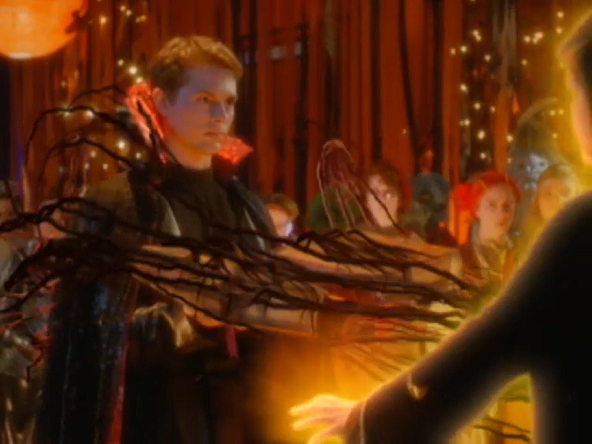 Small Details In 'Halloweentown' That Made Us Want To Revisit