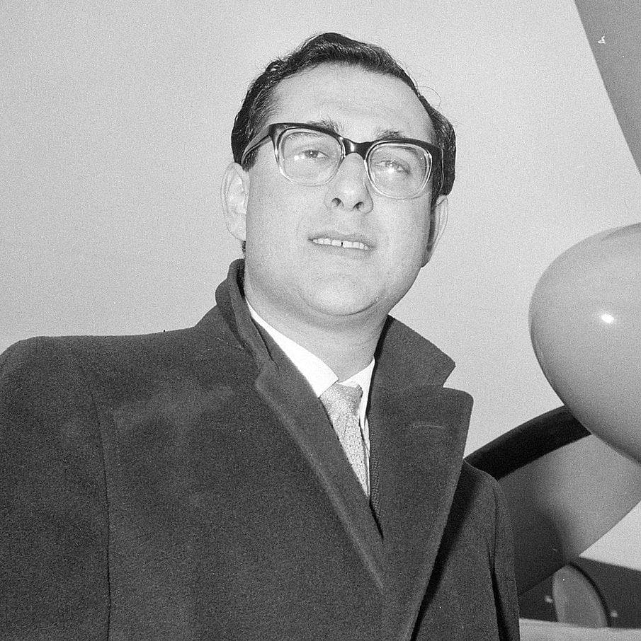 Famous British Actors | List of Actors from Great Britain