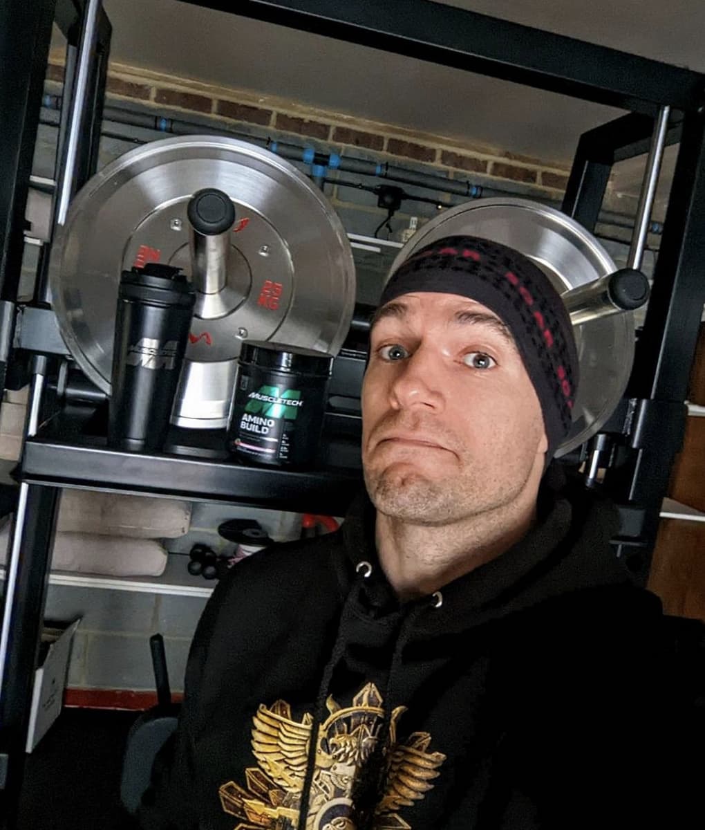 50+ Celebrities With Cleft Chins, Or 'Butt Chins'