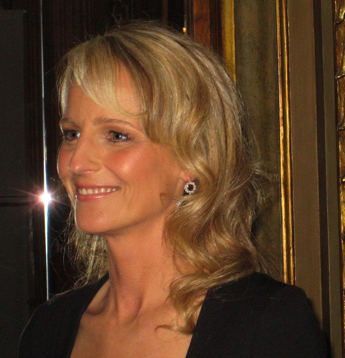 How Long It Would Take Sitcom Characters To Earn As Much As The Actors ...