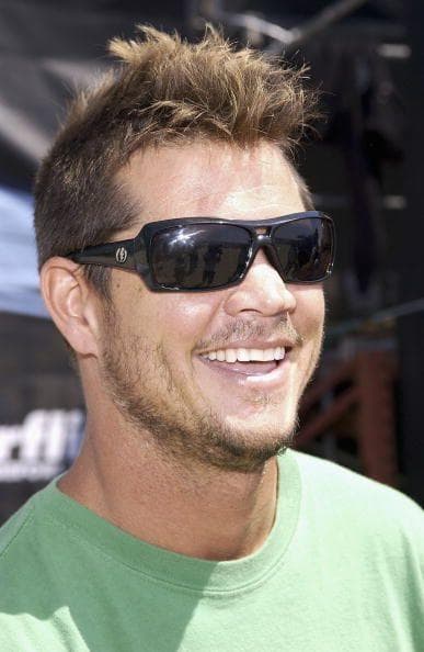 Famous Male Surfers | List of Top Male Surfers
