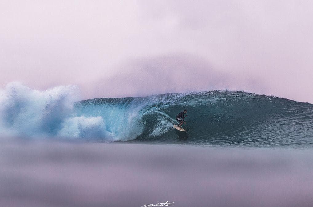 Famous Male Surfers | List of Top Male Surfers