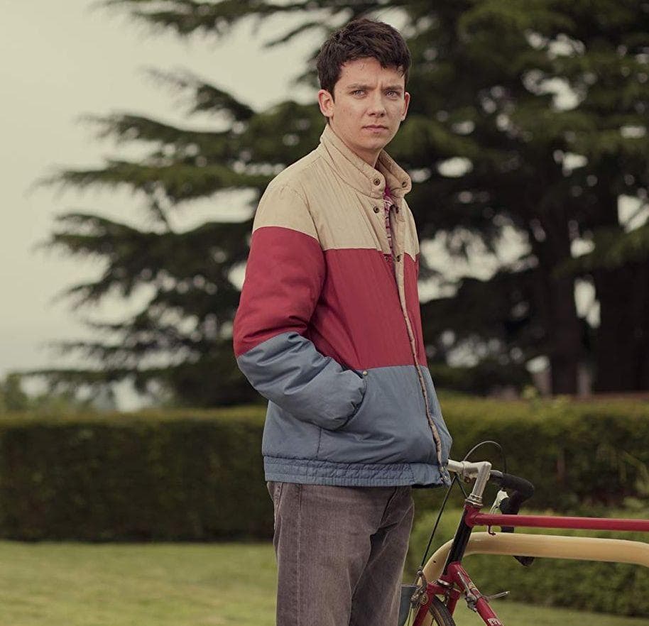 Celebrities Born in 1997 | List of Famous Men & Women Born in 1997