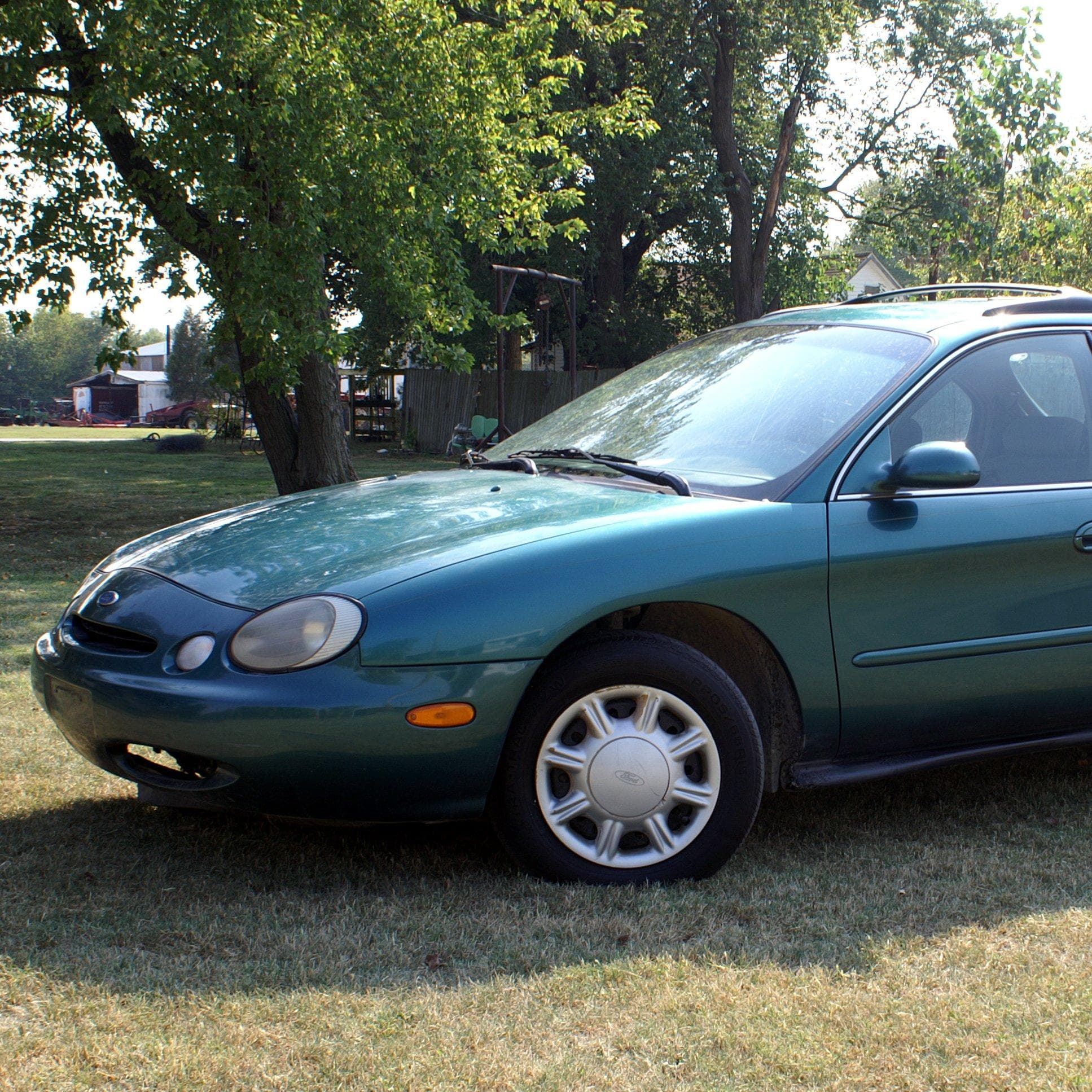 1996 Fords | List of All 1996 Ford Cars