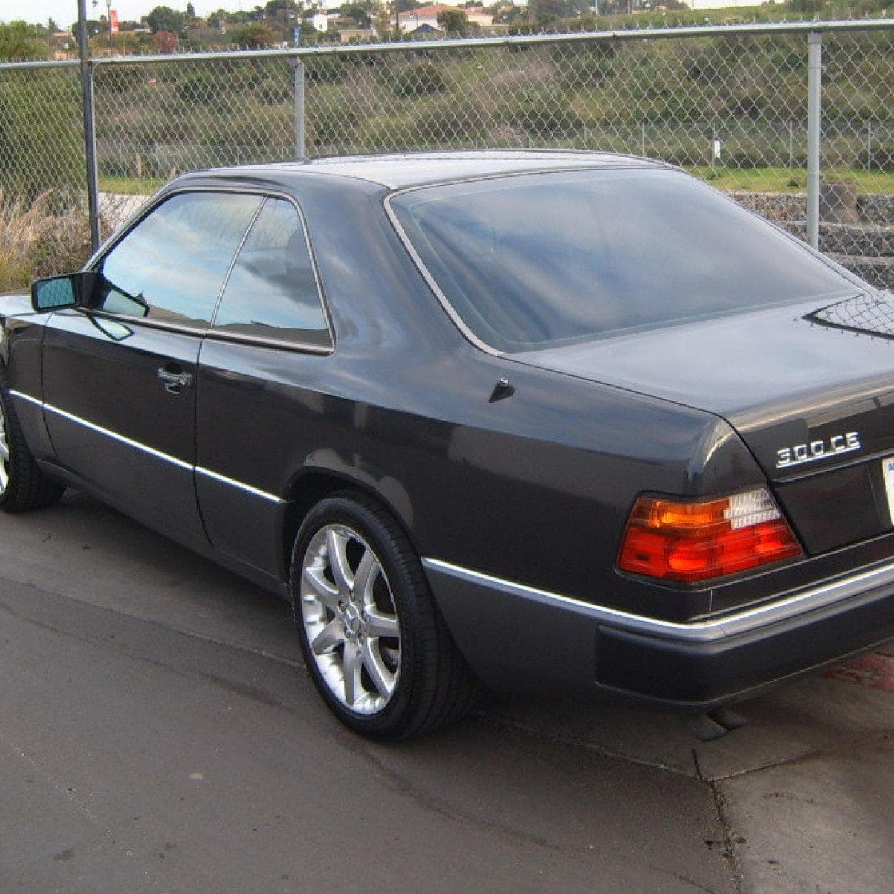 1992 Mercedes-Benzs | List of All 1992 Mercedes-Benz Cars
