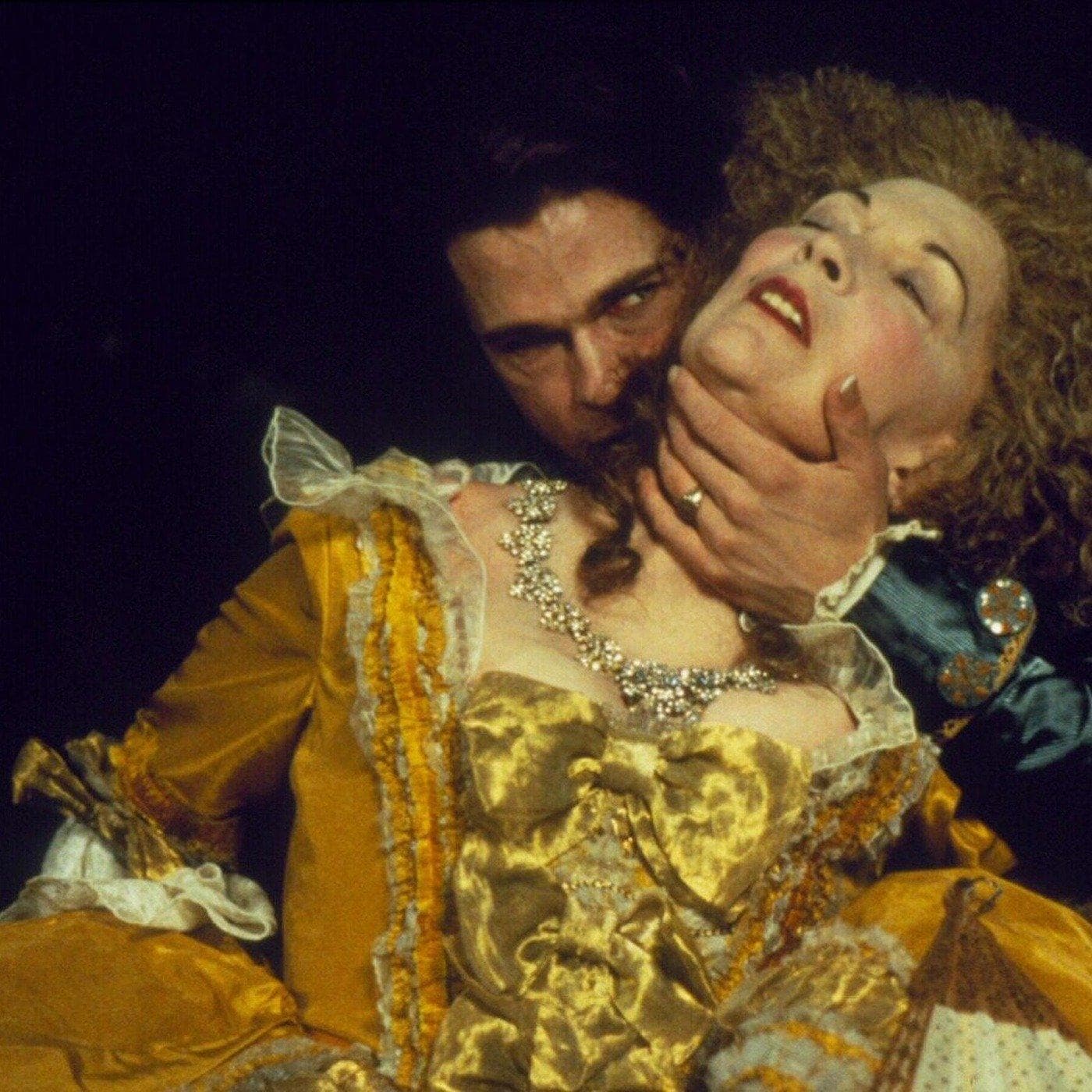 26 Good Vampire Movies Worth Sinking Your Teeth Into