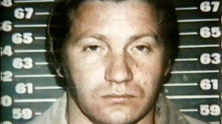 Famous Male Gangsters | List of Top Male Gangsters