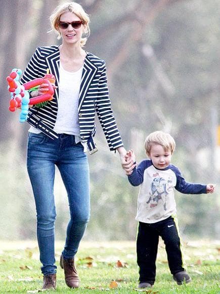 Famous Single Moms | Hollywood Mothers Raising Kids on Their Own