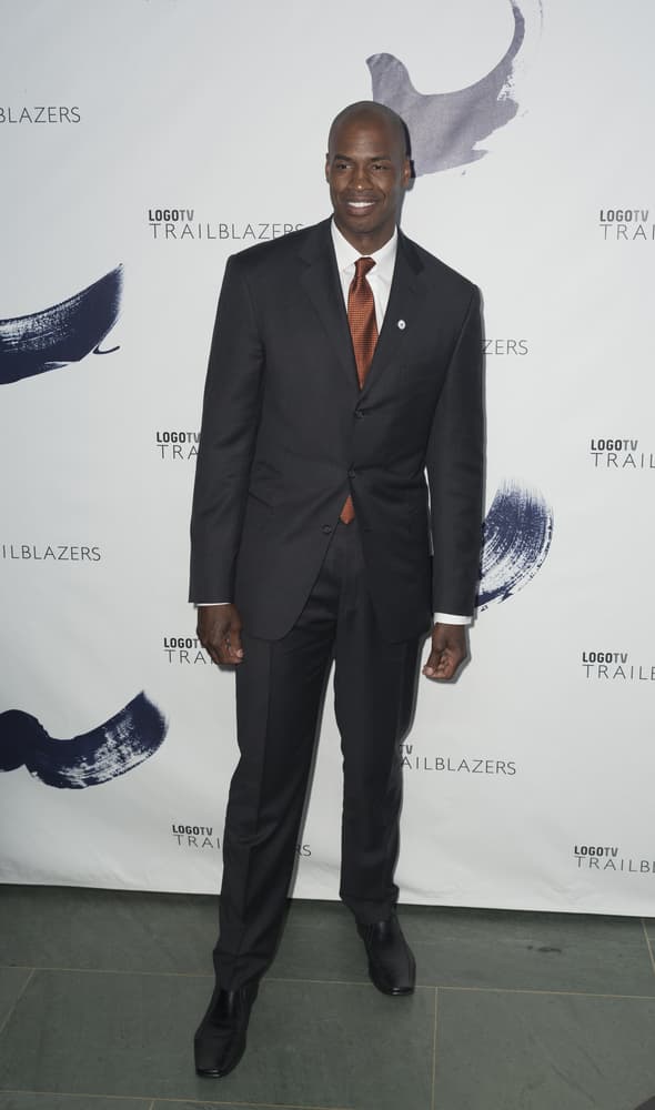 Famous People Over 7 Feet Tall | List of Celebrities Taller Than 7 Foot