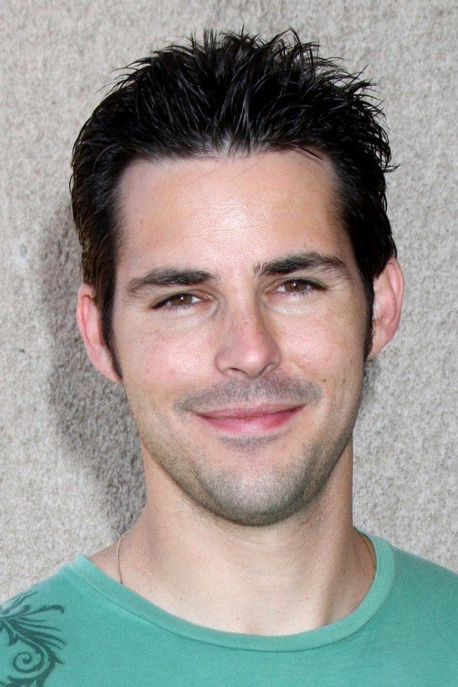 List of Celebrities Who Play Piano