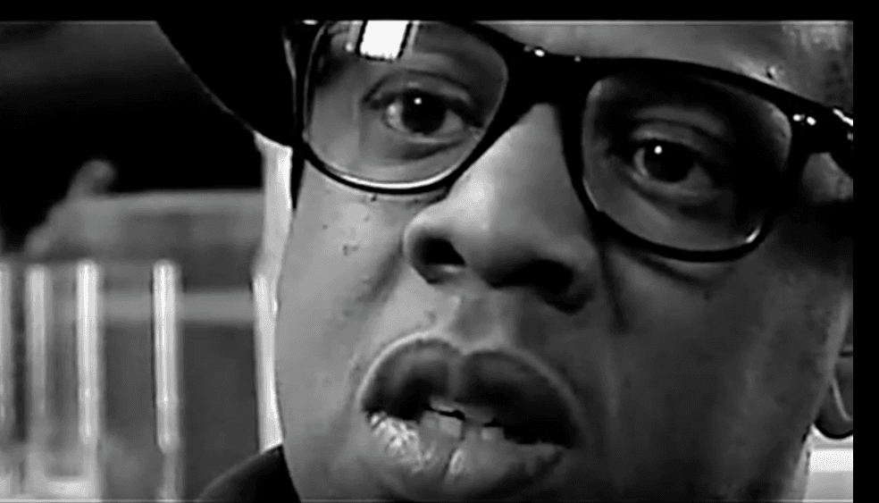 15 Rappers Who Wear Glasses