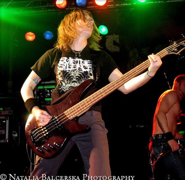 Best Female Hard Rock Bassists | List of Women Metal Bass Players