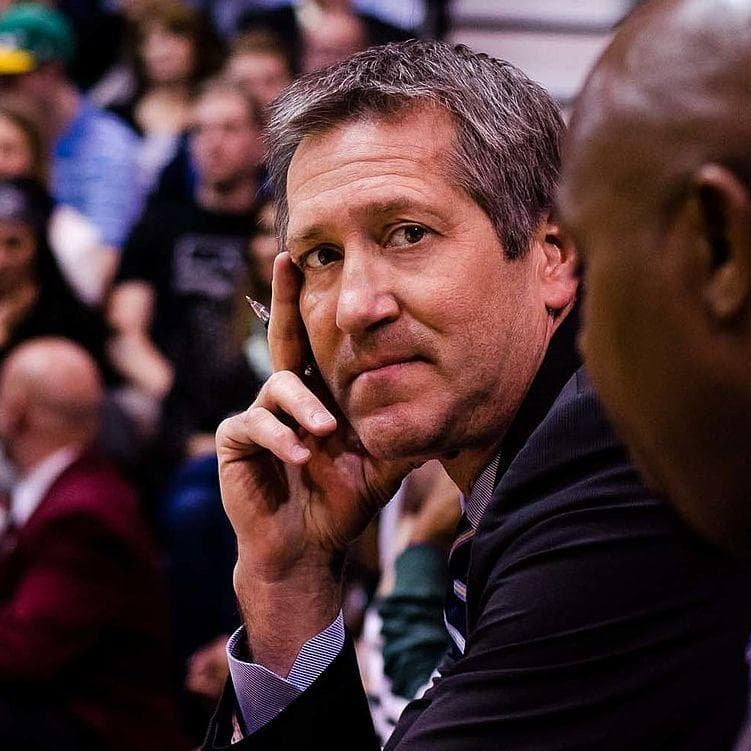 All 6 Utah Jazz Players With Retired Numbers, Ranked By Fans