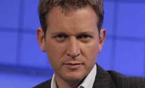 25+ Celebrities And Famous People With OCD