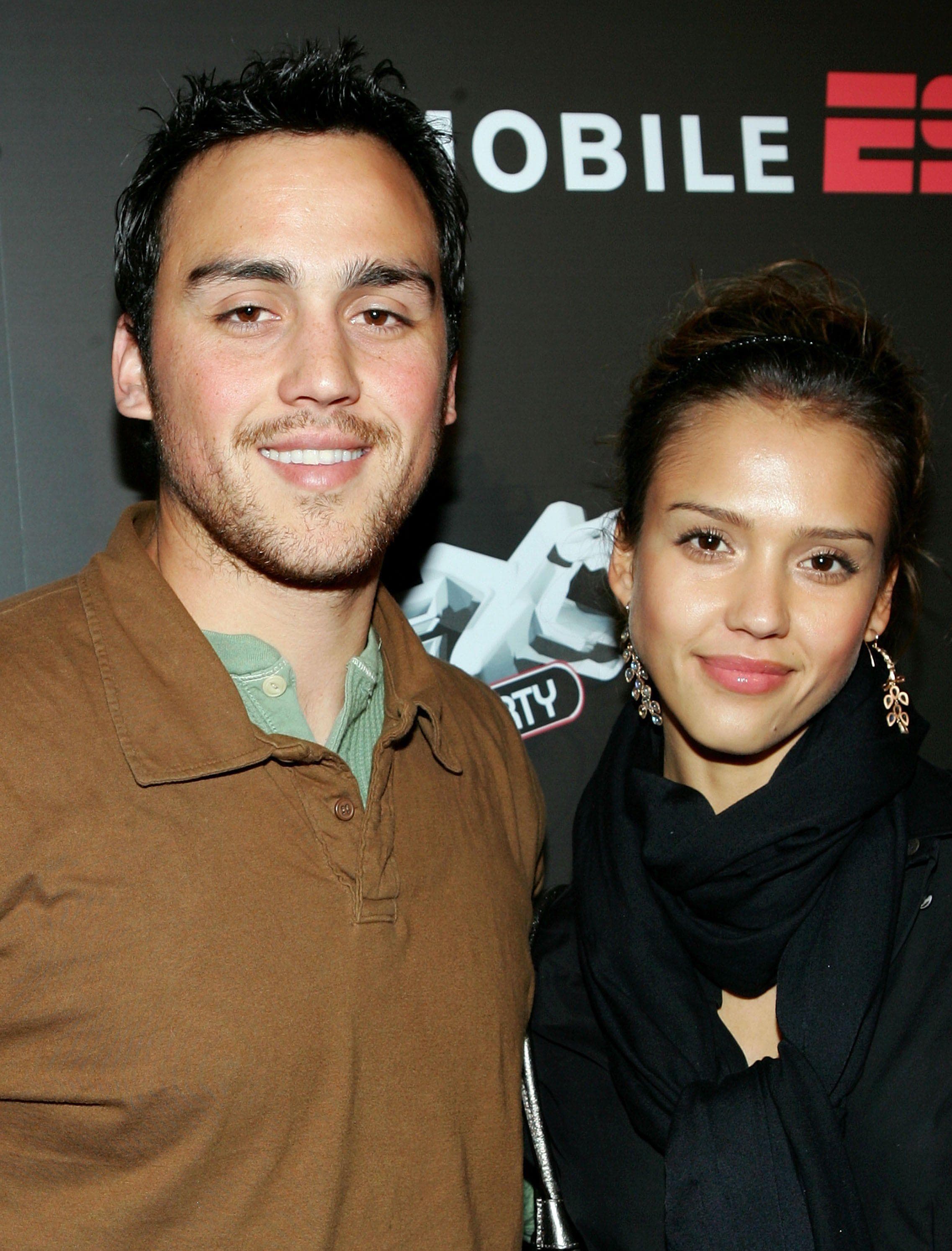 Hot Celebrity Siblings | Famous People with Hotter Brothers & Sisters