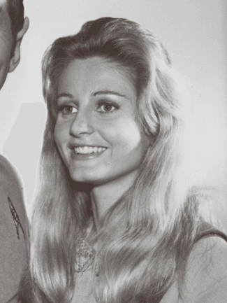 75+ Singers Who Are Taurus