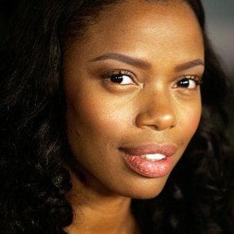 Travis Fimmel's Wife, Dating and Relationship History