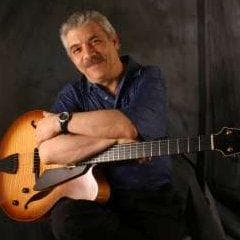 Greatest Jazz Guitarists of All Time | List of the Best Jazz Guitarists ...