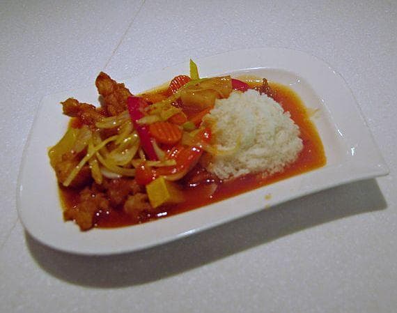 The Last Meals Of 10 Music Legends