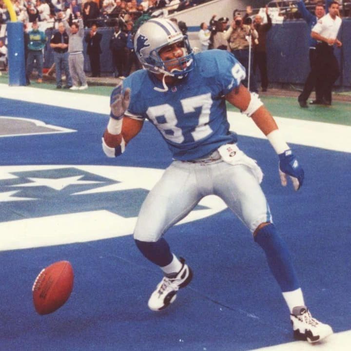 The 30+ Best Asian Football Players In NFL History, Ranked