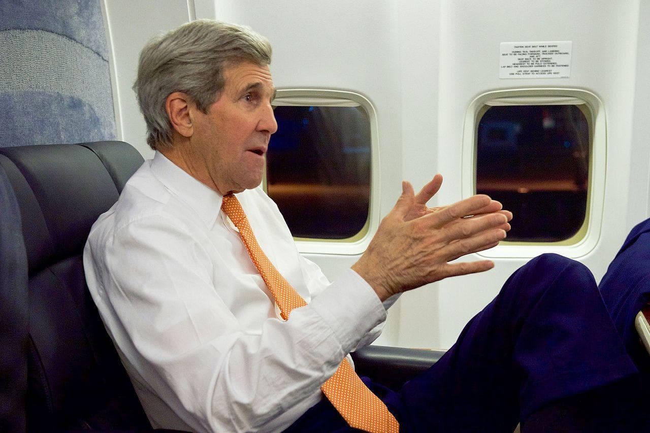 Celebrities Who Fly Planes | Actors with a Pilot License