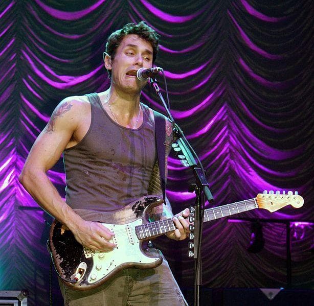 22 Celebrities Who Had Their Appendix Removed