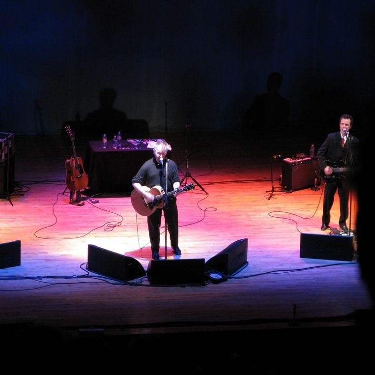 24 Country Singers Who Have Had Cancer