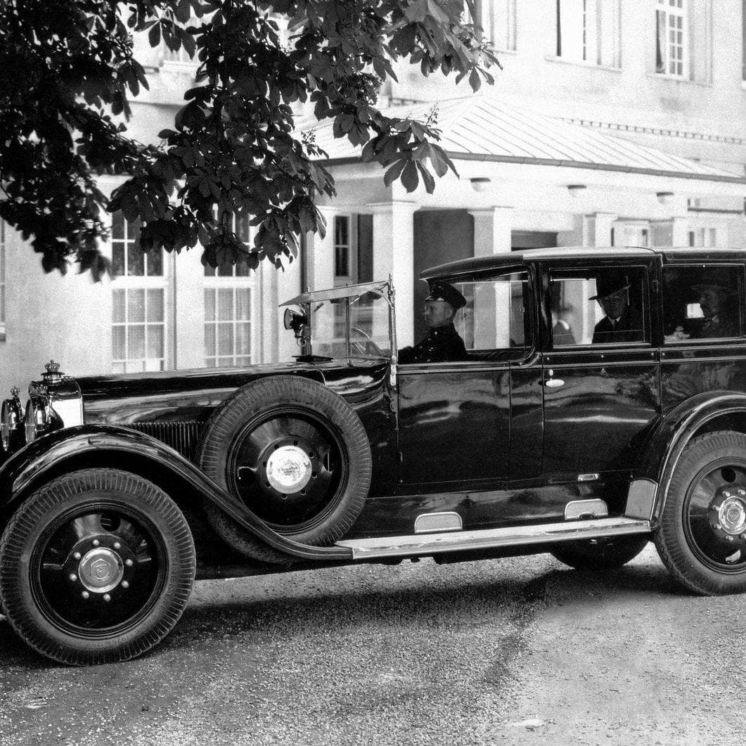 All Maybach Models: List of Maybach Cars & Vehicles