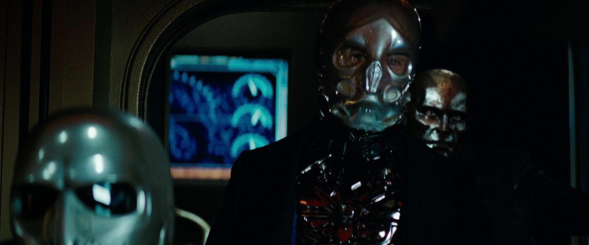 ‘90s Heartthrobs Who Played Despicable Villains – And Nailed It