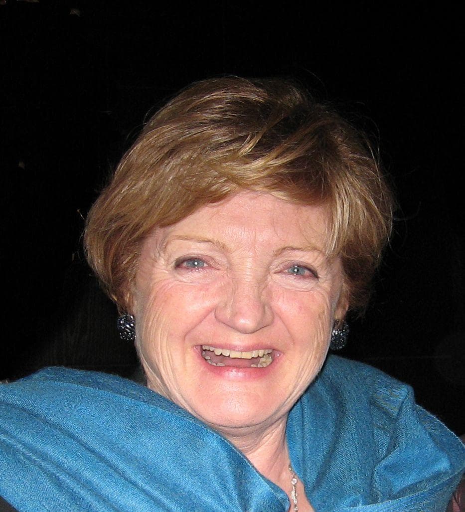 Famous Female Presenters | List of Top Female Presenters