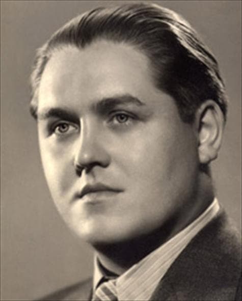 Famous Tenors: List of The Top Tenors in Their Field