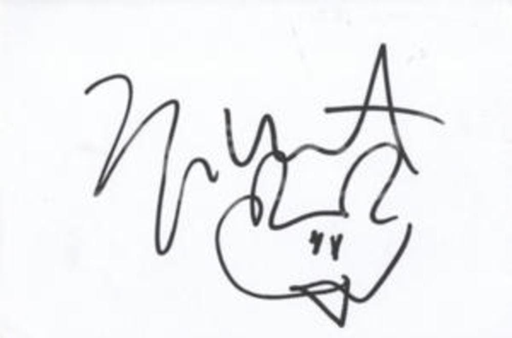 Best Celebrity Autographs | Famous People With the Coolest Signatures