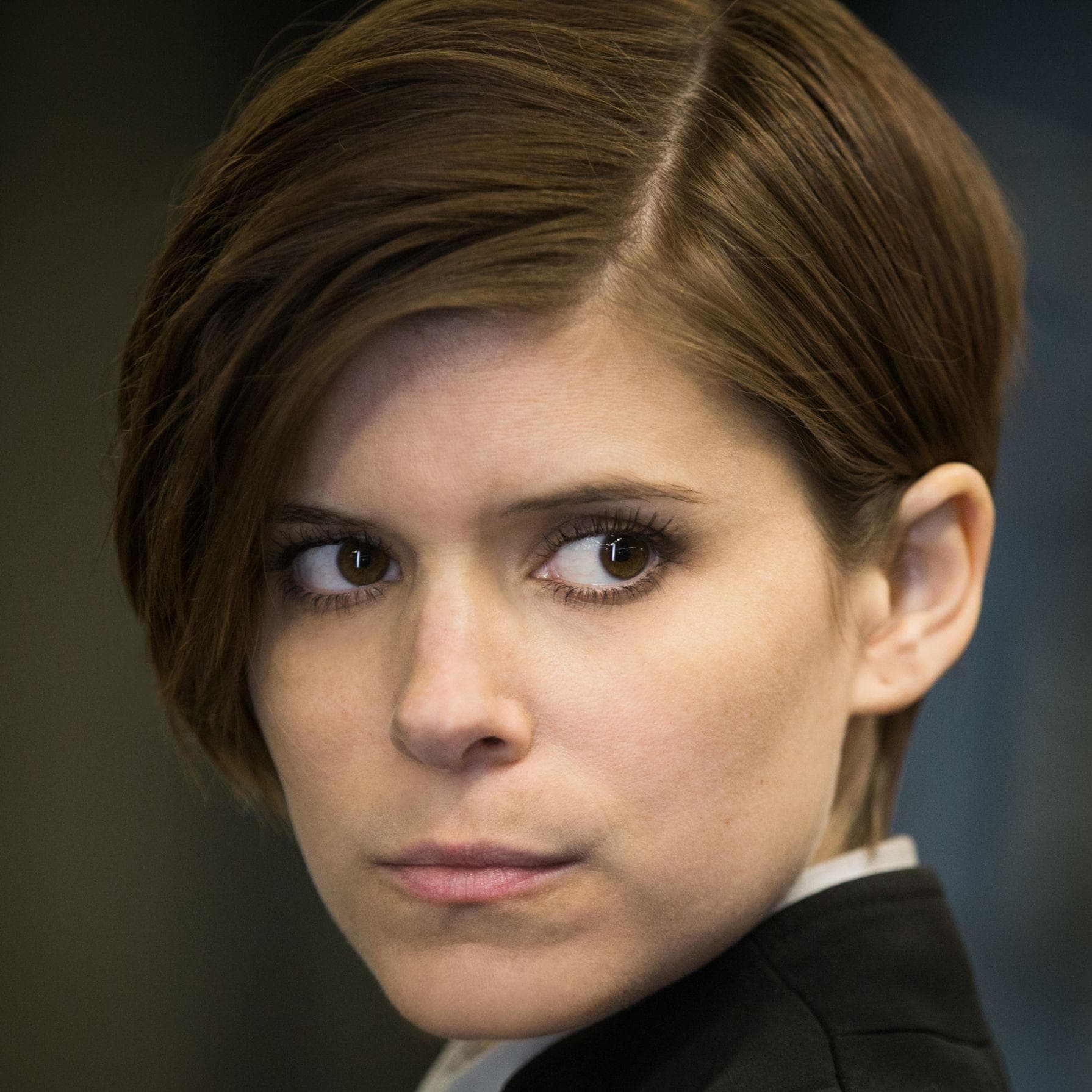 Random Female Celebrity | Best Random Tools