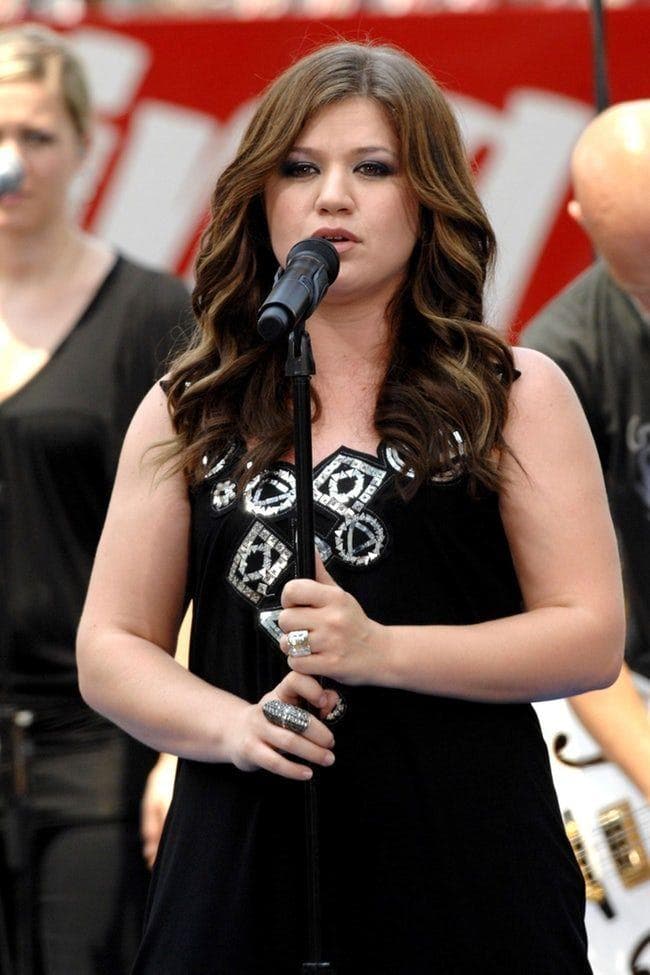 Celebrities Who Grew Up Poor | Famous People Who Had No Money Growing Up