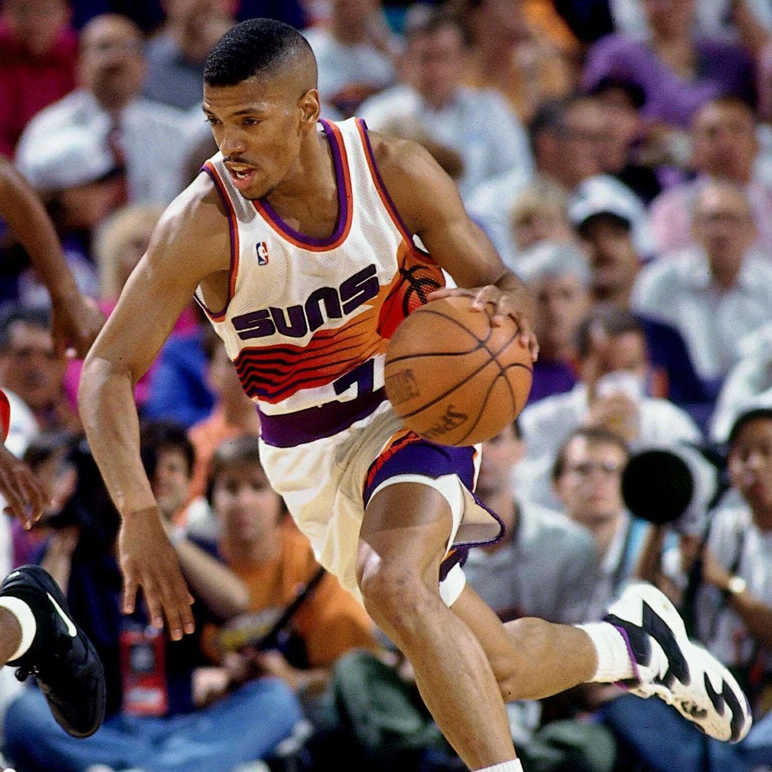 All 10 Phoenix Suns Players With Retired Numbers, Ranked By Fans