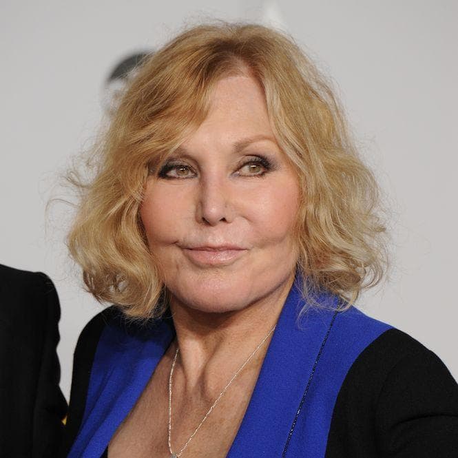 Famous Female Artists | List of Top Female Artists