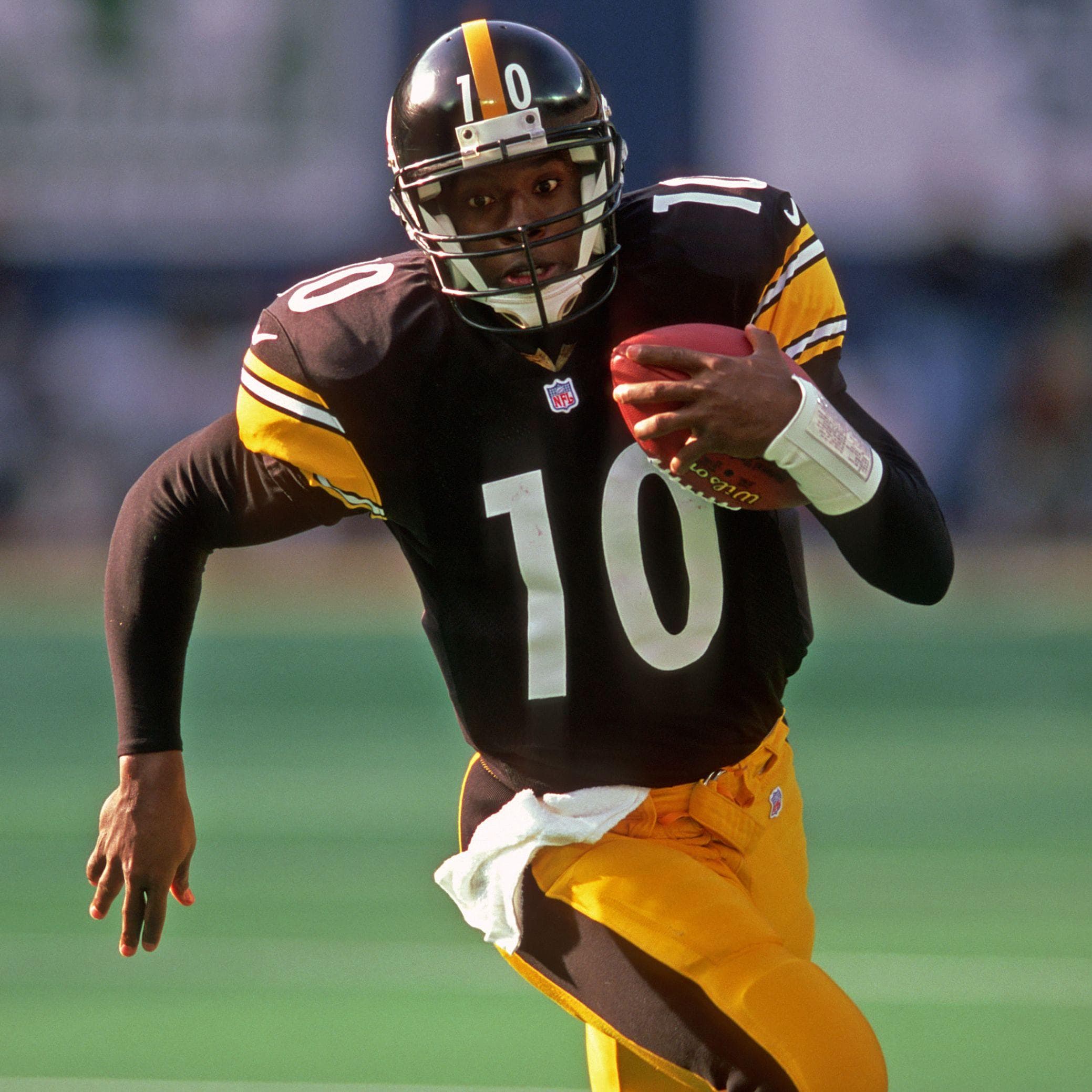 The 25 Best Running QBs In NFL History, Ranked