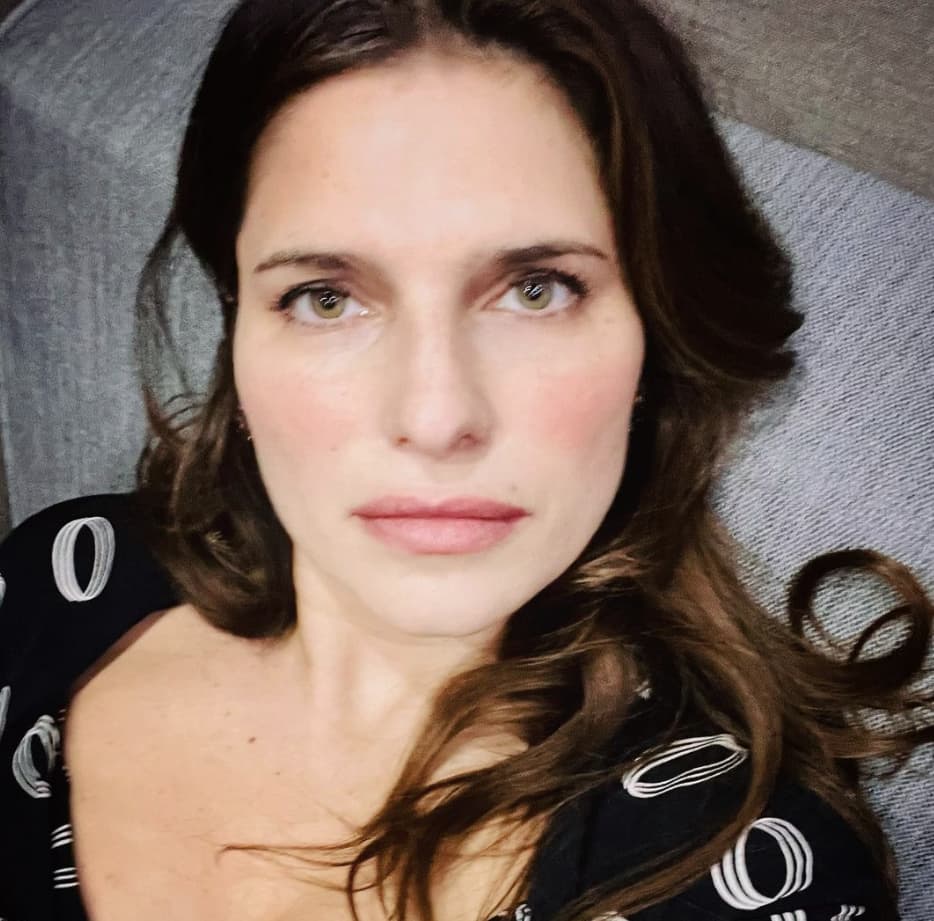 50 Celebrities With Big Noses