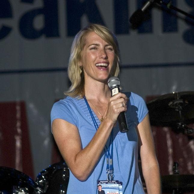 Famous Female Commentators | List of Top Female Commentators