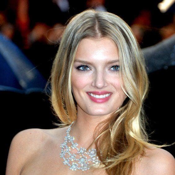 The 75+ Most Attractive English Fashion Models, Ranked