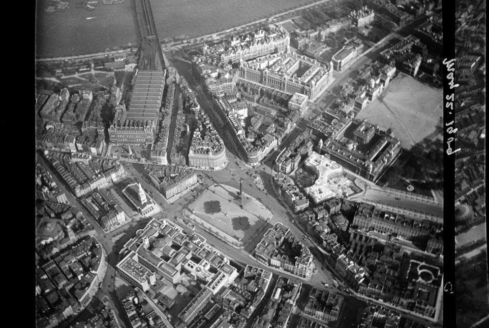 Stunning Aerial Photography of Skylines Dating Back to the 1800s