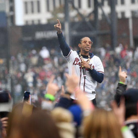 The 18 Most Famous Atlanta Braves Fans Of All Time