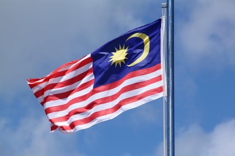 The 70 Coolest Country Flags Ever, Ranked (Page 2)