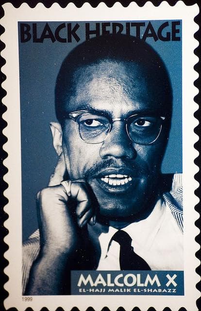 Famous People Who Converted to Islam | Celebrities Who Became Muslims