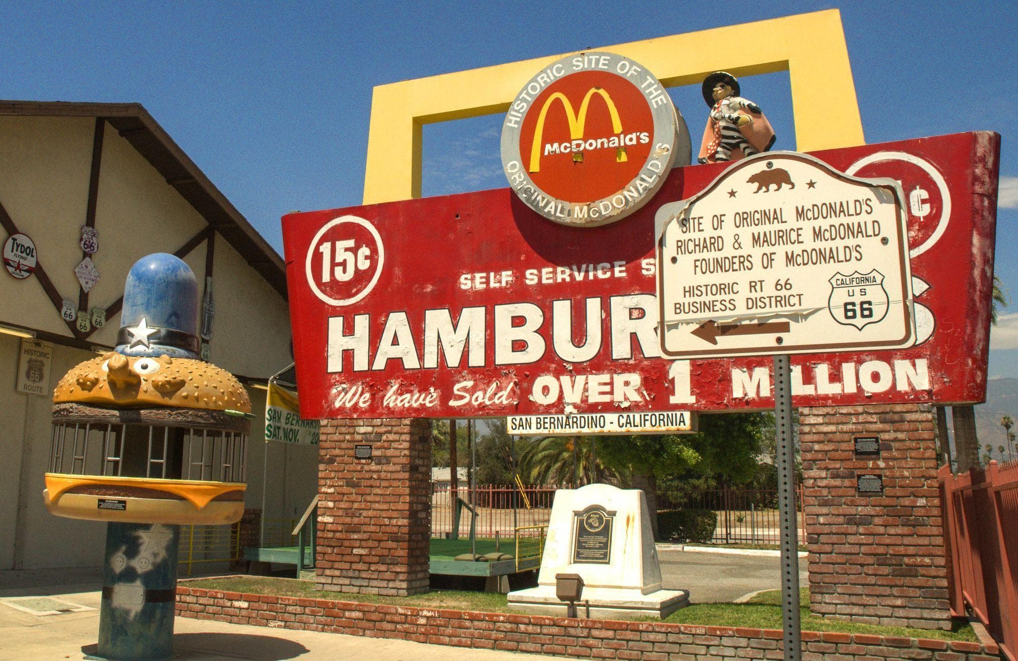Things We Just Learned About Fast Food Pioneers That Made Us Hungry For ...