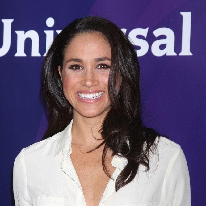 30 Celebrities With Asymmetrical Faces