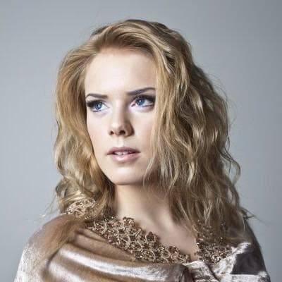 Famous Singers from Iceland | List of Top Icelandic Singers